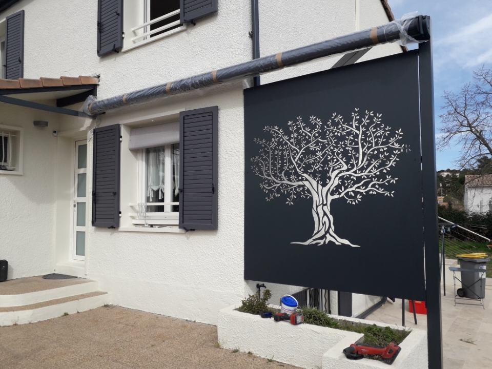 Métallier pour fabrication de pare vue décoratif à Montpellier ...